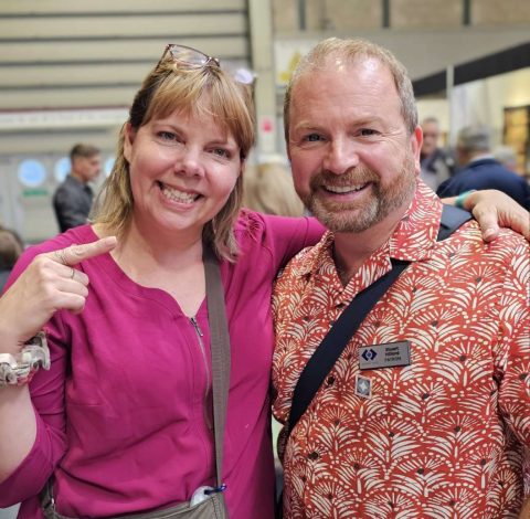 Stuart Hillard Fabric GIVEAWAY ~ plus a free Funky Friends Factory ...