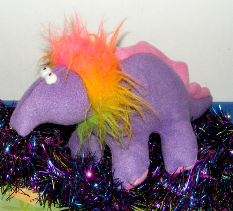 The Dippy Dinosaurs Toy Pattern is baaaaaack! | Funky Friends Factory